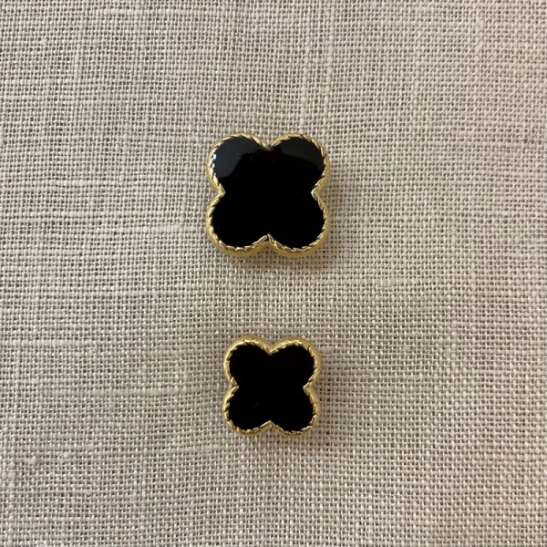 Enamelled Metal Button Clover Rue de La Paix, col. Black/ Gold - La ...